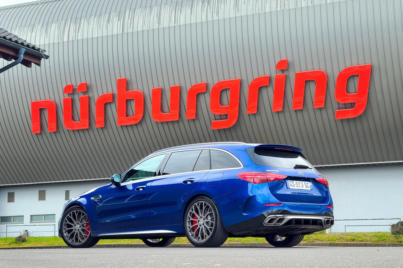 Photo 2 - Test Mercedes Benz C63 AMG - Essai extrême : le Nürburgring ...