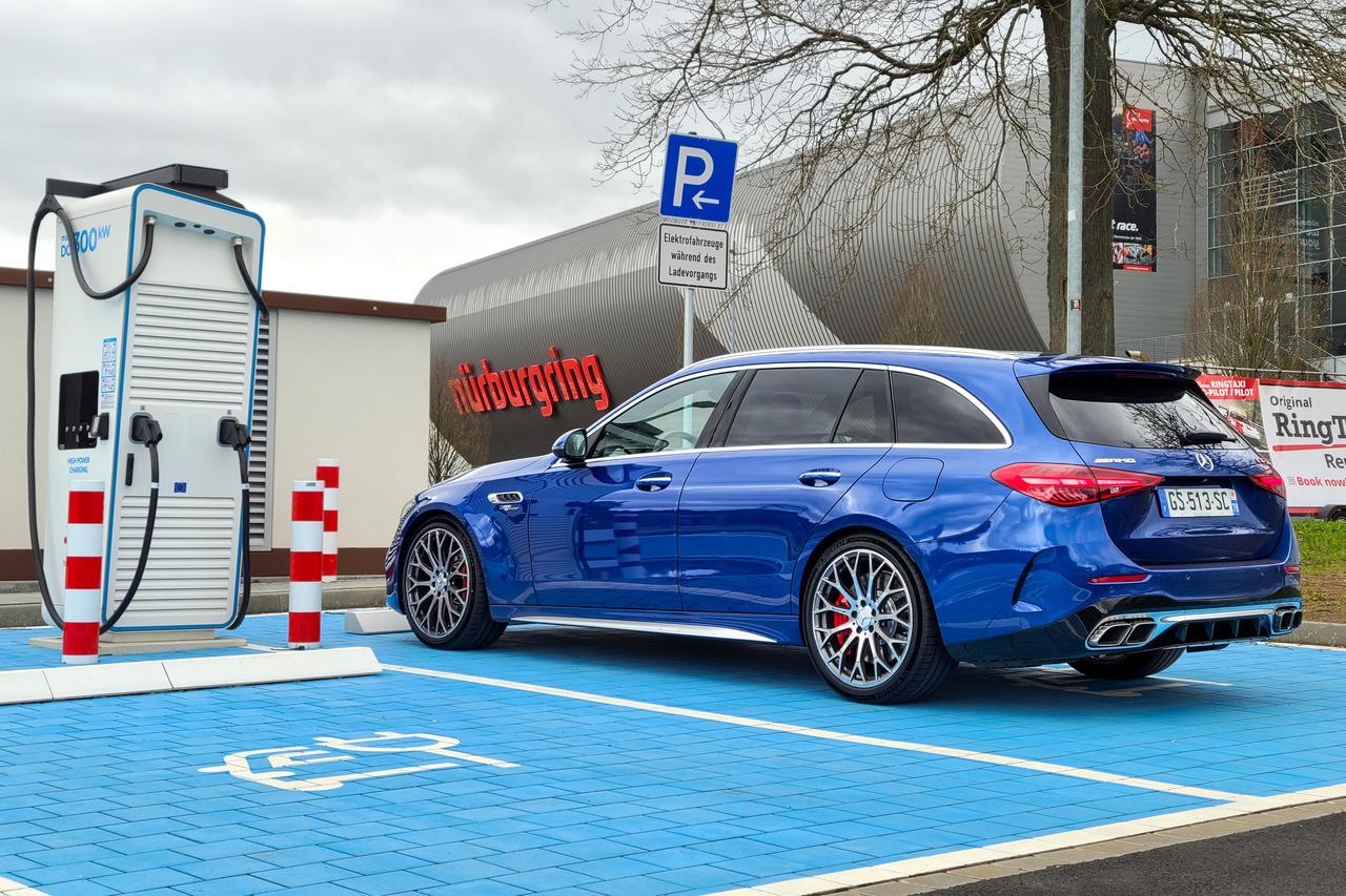 Essai extrême : le Nürburgring en Mercedes-AMG C 63 S Break