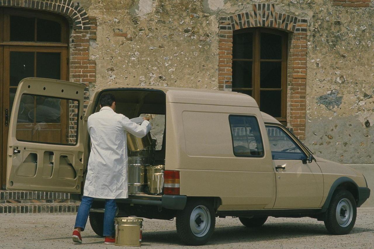 Diaporama et photos - Le Citroën C15 a 40 ans : voici son histoire | L'Argus