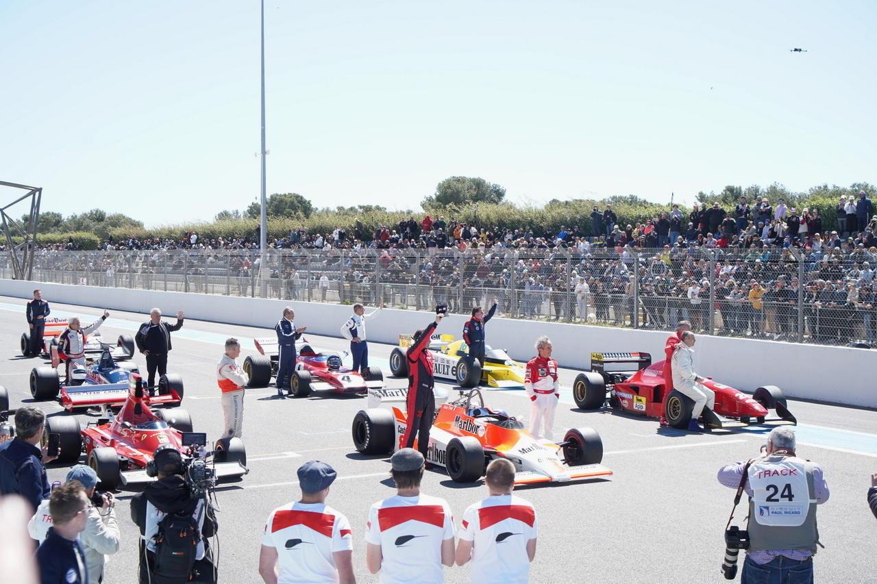 Photo 7 - Le spectacle est assuré en piste mais aussi en dehors ...