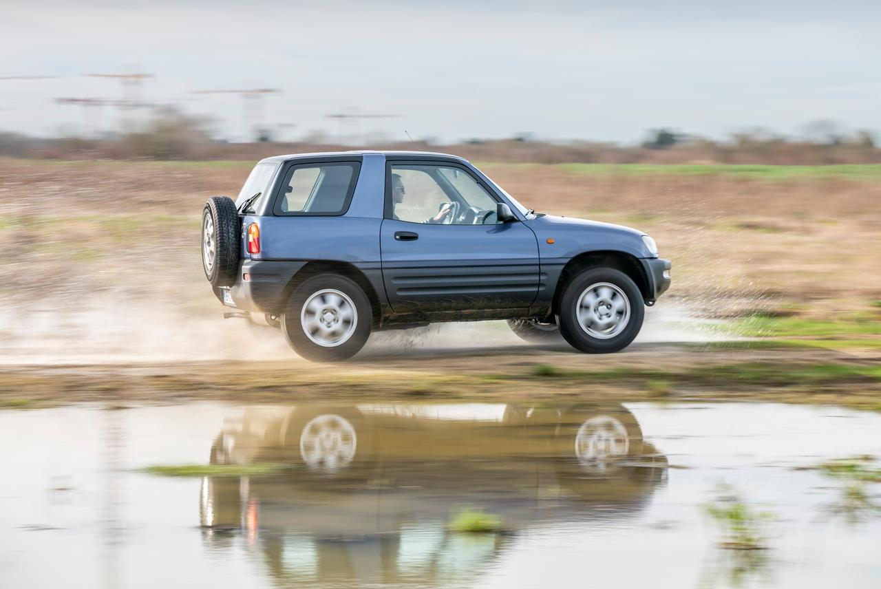 Essai rétro Toyota RAV4 mk1 (1994-2000) : le SUV avant l’heure