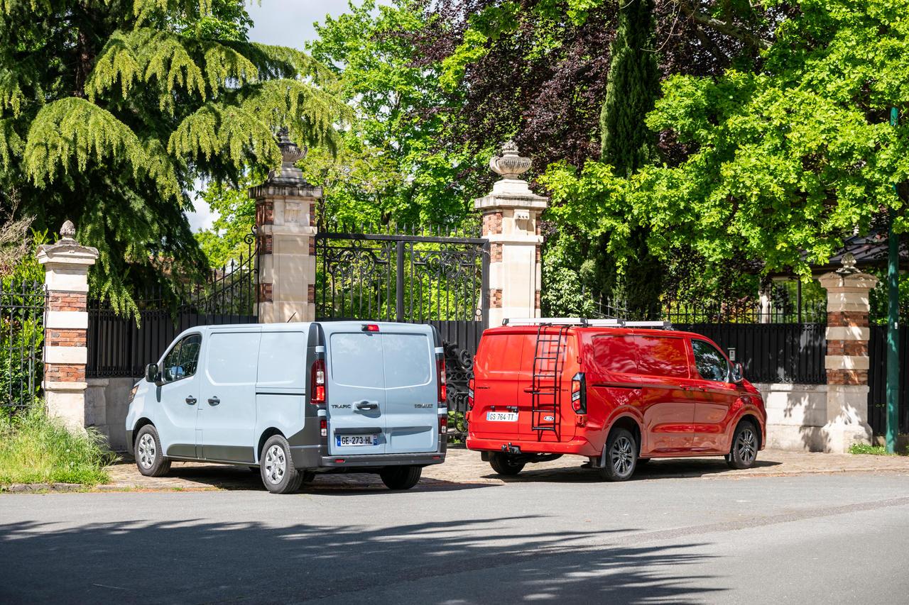 Photo 3 - Comparatif Ford Transit Custom Renault Trafic - Essai ...