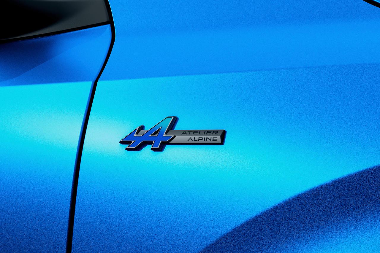Renault Rafale 4x4. Nouvelle finition Atelier Alpine pour l'hybride ...