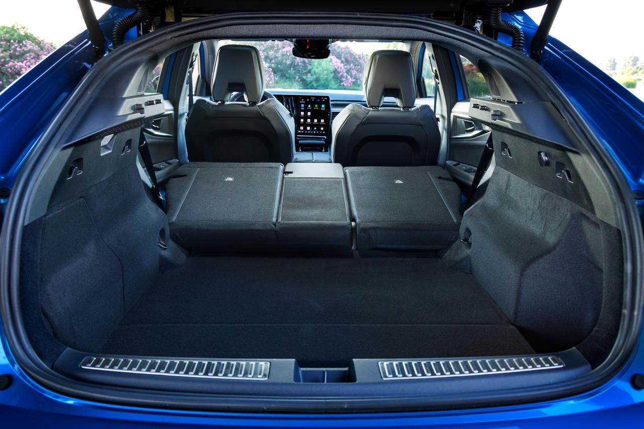 Photo 23 - Renault Rafale coffre - Essai Renault Rafale hybride (2024 ...