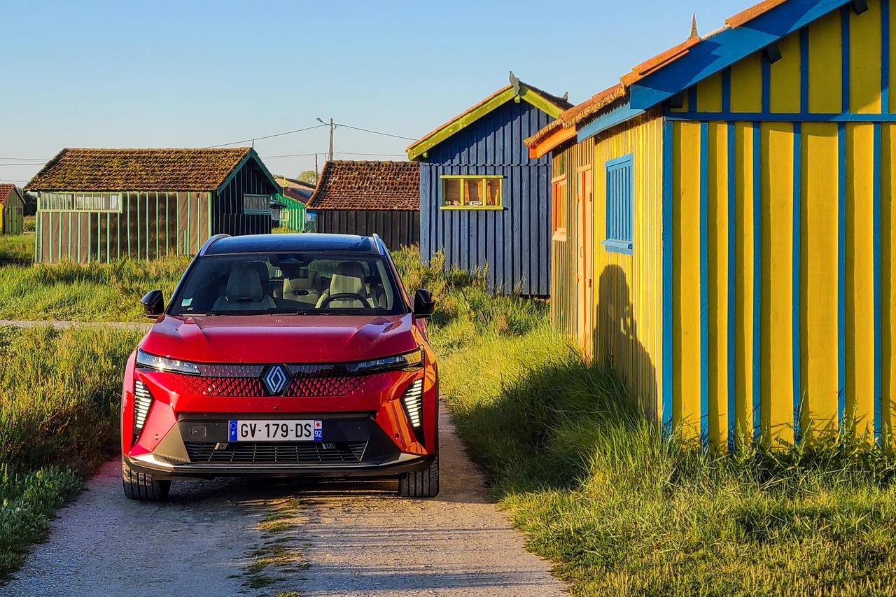 Photo 9 - Garde au sol Renault Scénic - Essai Renault Scénic E-Tech ...