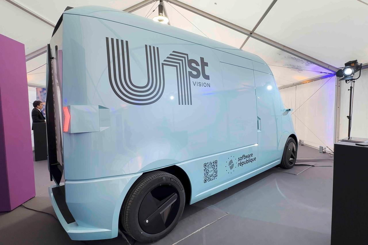 Photo 7 - L'utilitaire se nomme You First Vision (U1st Vision). C'est un "service en mobilité ...