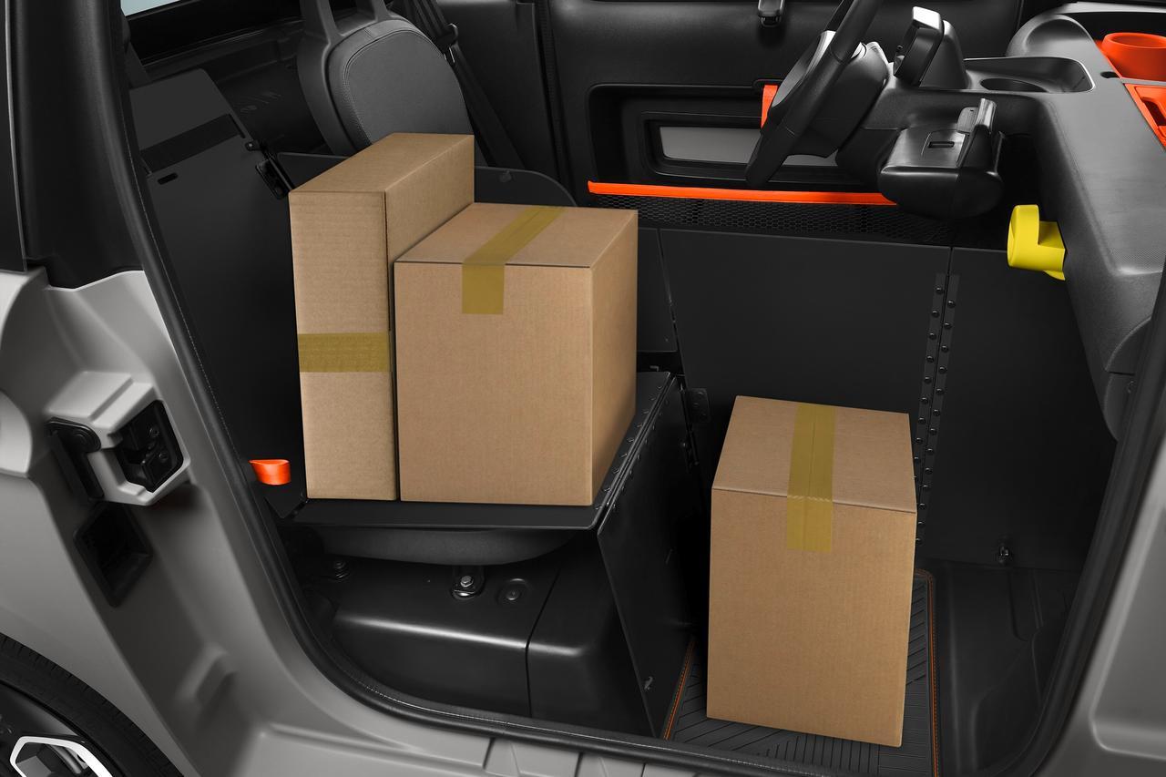 Photo 5 - Le nouveau kit Cargo transforme le quadricycle en utilitaire ...