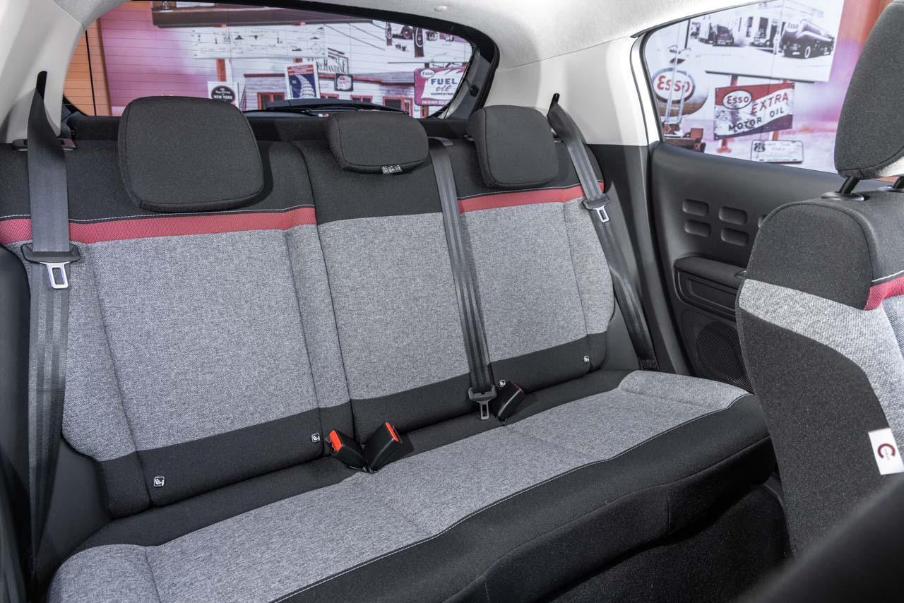 Photo 33 - La banquette arrière de la C3 permet d'accueillir 3 ...