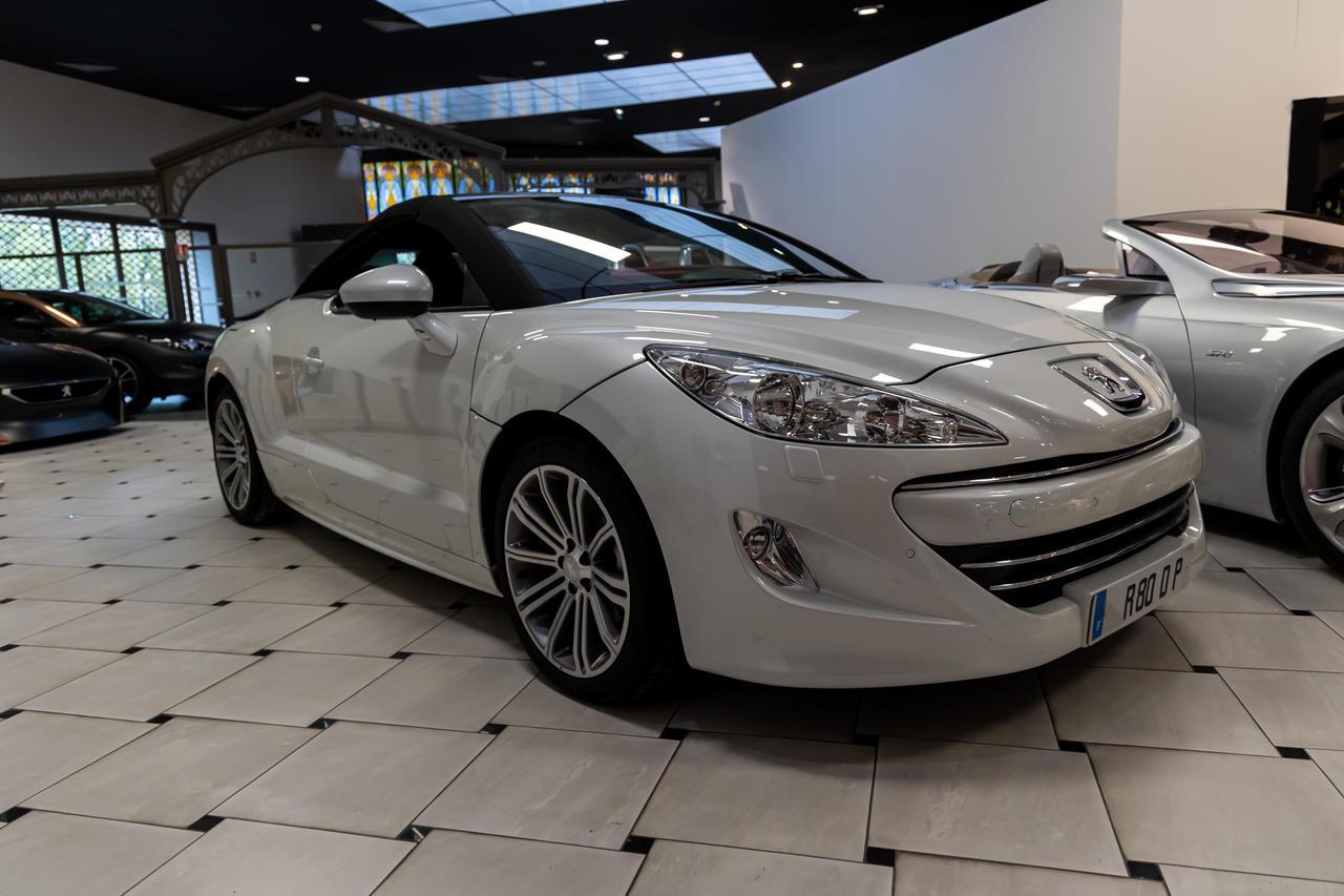 Peugeot RCZ Cabriolet. Le rival malchanceux de l’Audi TT Roadster dévoilé à Sochaux