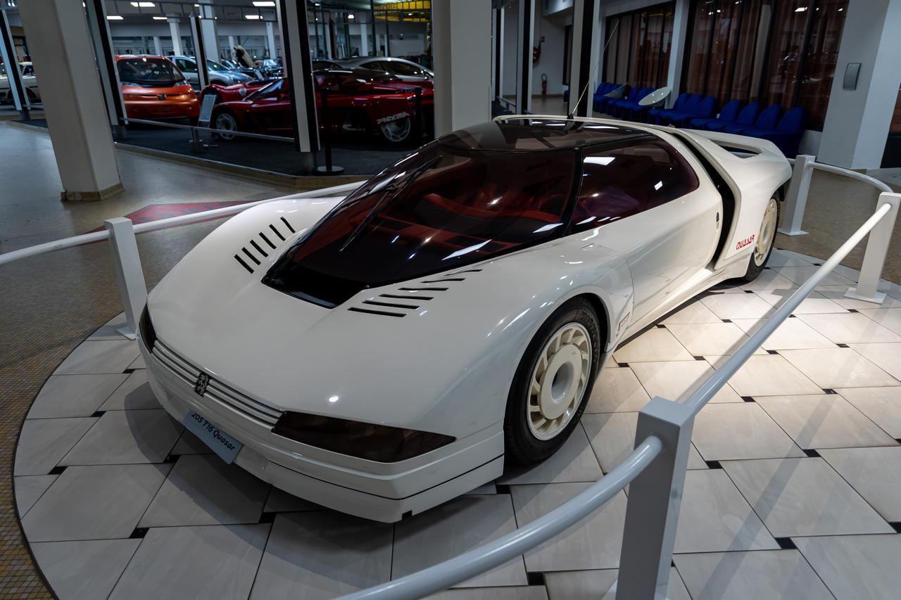 Photo 20 - Peugeot Quasar (1984) Ce concept a été réalisé en trois mois ...