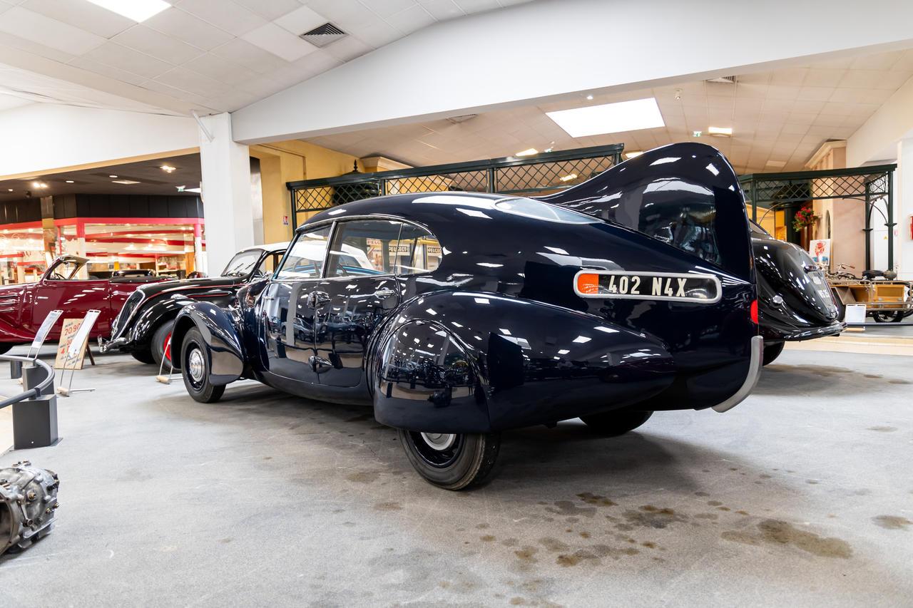 Photo 8 - Peugeot 402 Andreau (1936) Il a ajouté une dérive sur la ...