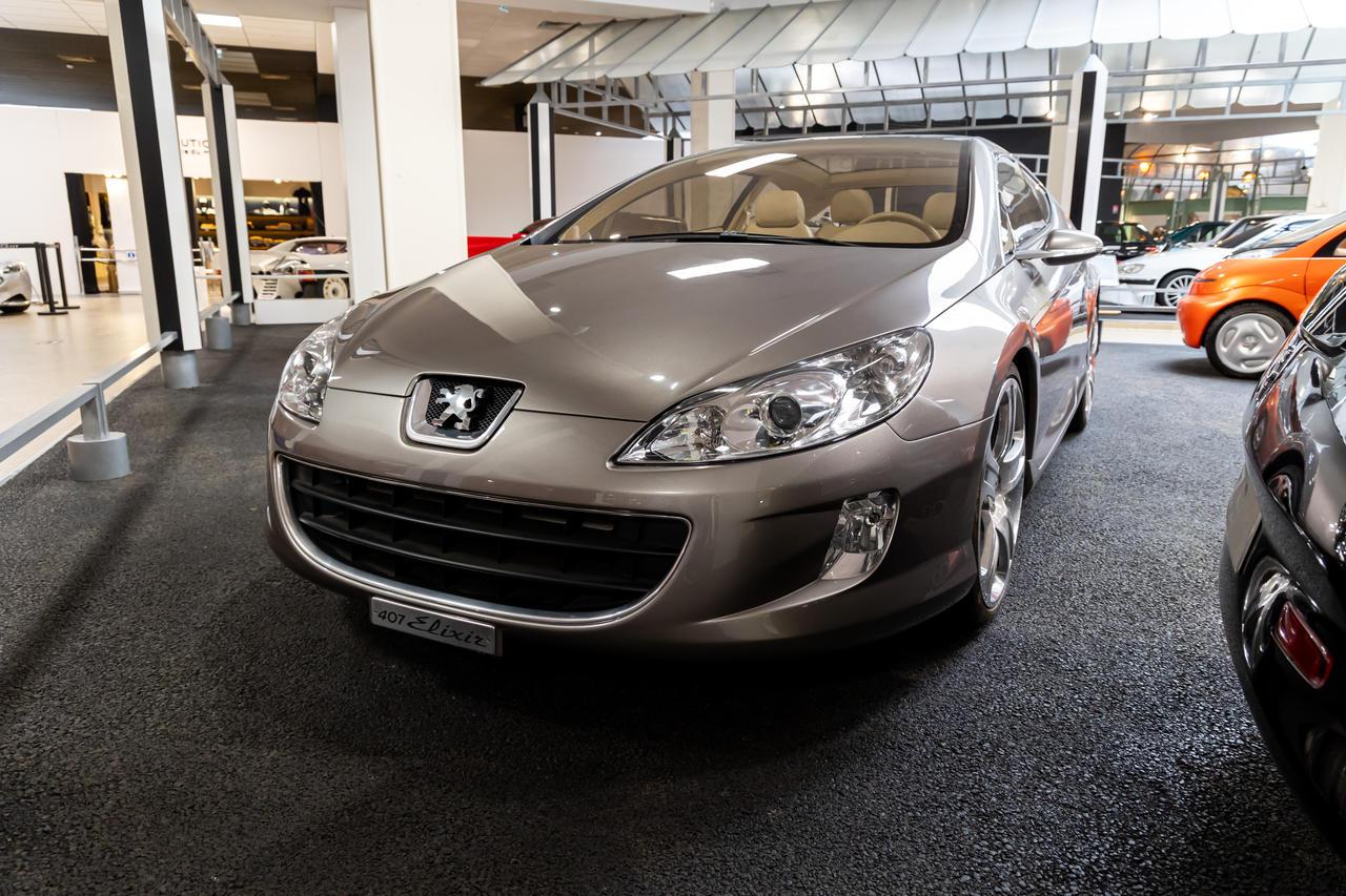 Photo 32 - Peugeot 407 Elixir (2003) Ce concept annonce le futur look ...