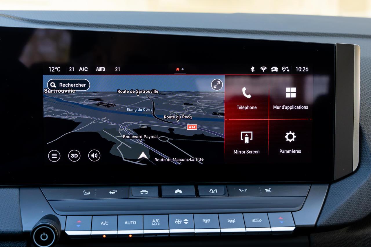 Photo 14 - GPS Opel Astra hybrid - Essai Opel Astra Hybrid 136 ch (2024) : mieux que le 1.2 ...