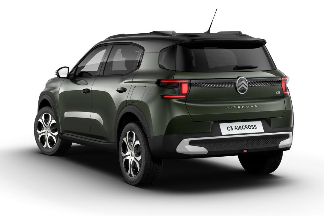 Photo - A l’extérieur, ce pack Plus apporte des barres de toit et des ...