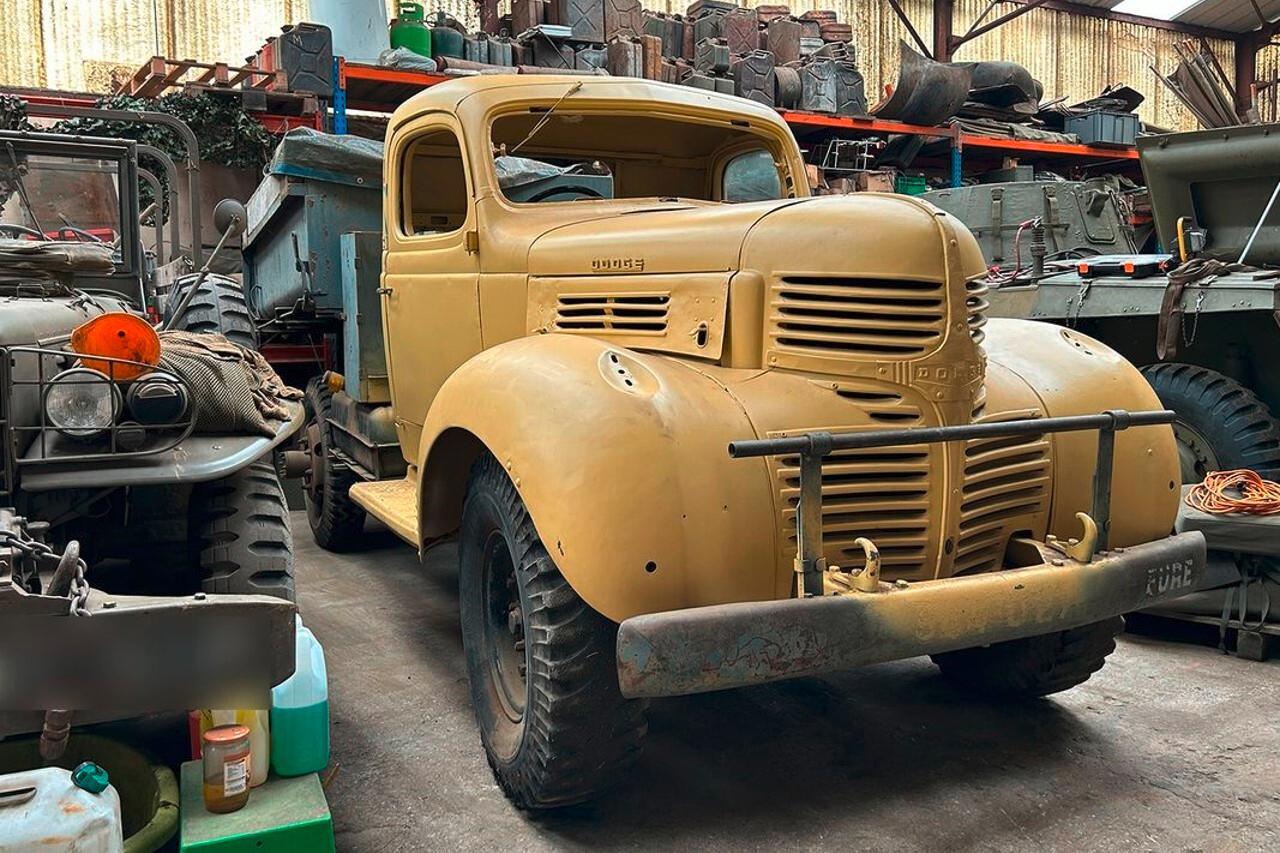 Débarquement 1944. Voitures, camions et blindés d’époque à vendre
