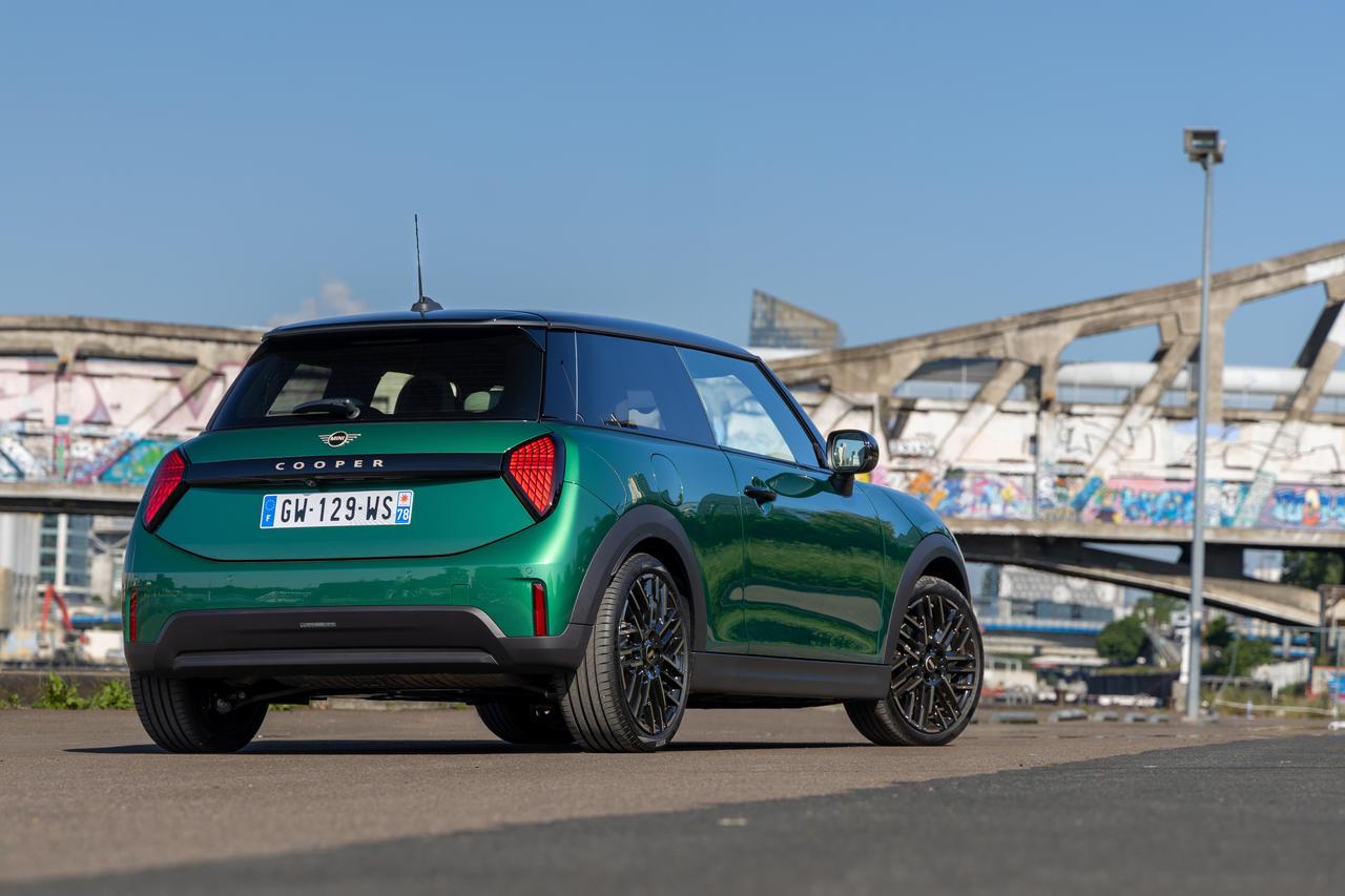 Photo 24 - Nouvelle Mini Cooper vert - Essai Mini Cooper C (2024). La ...