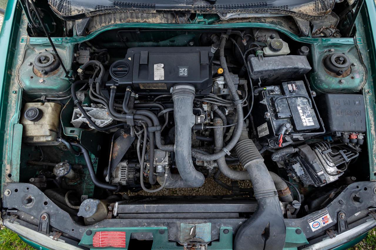 Photo 15 - Le quatre-cylindres 1.8 essence 8 soupapes de 103 ch. - Essai rétro Peugeot 306 ...