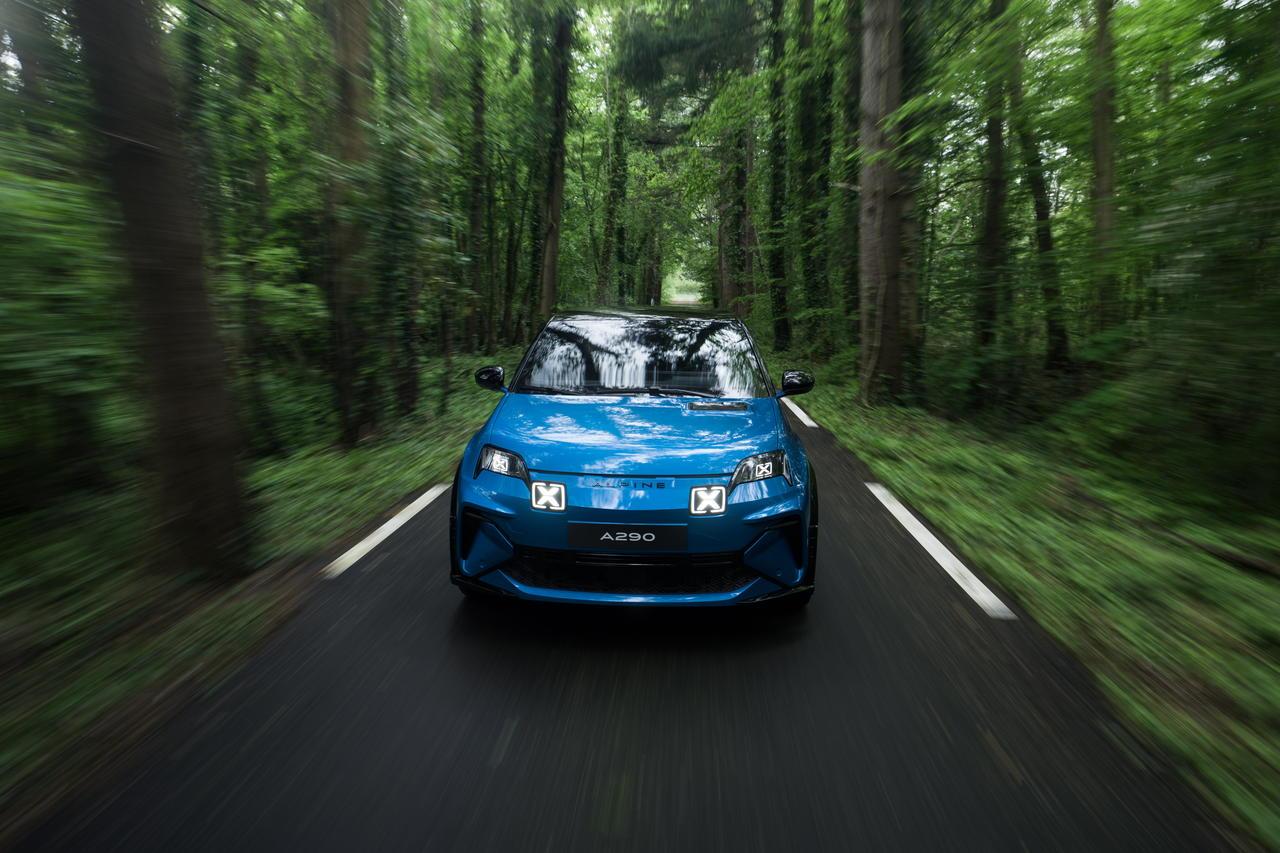 Diaporama et photos - À bord de la nouvelle Alpine A290 : du concept… à ...