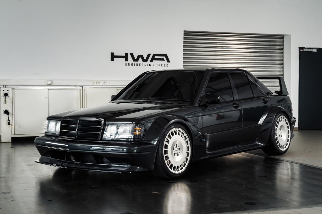 Photo 14 - Chaque HWA Evo réclame 714 000 € HT. - HWA Evo (2024). Une Mercedes 190E restomod ...
