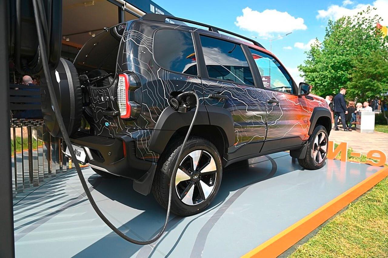 Lada e-Niva Travel (2024). Le 4x4 russe passe à l’électrique