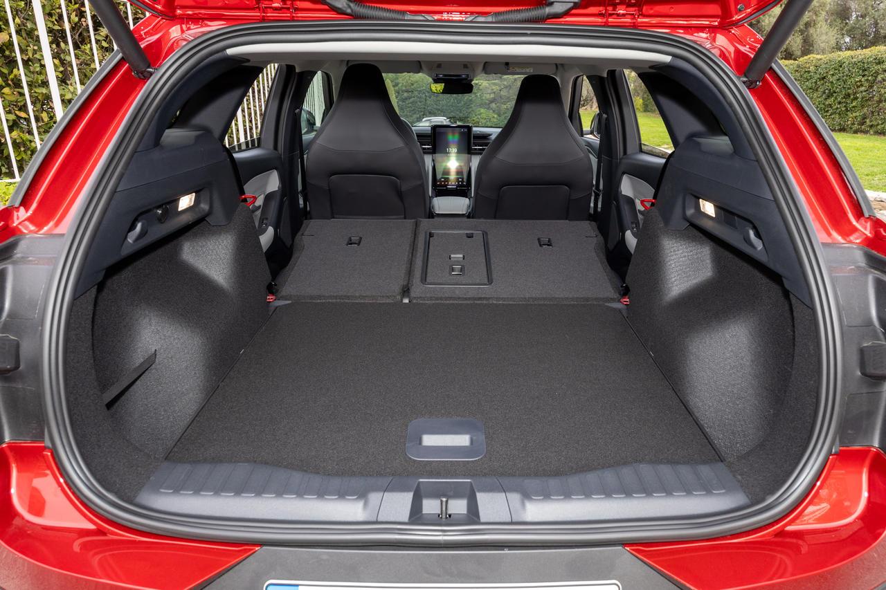 Photo 11 - Banquette rabattue, le volume de chargement grimpe à 1 422 l ...