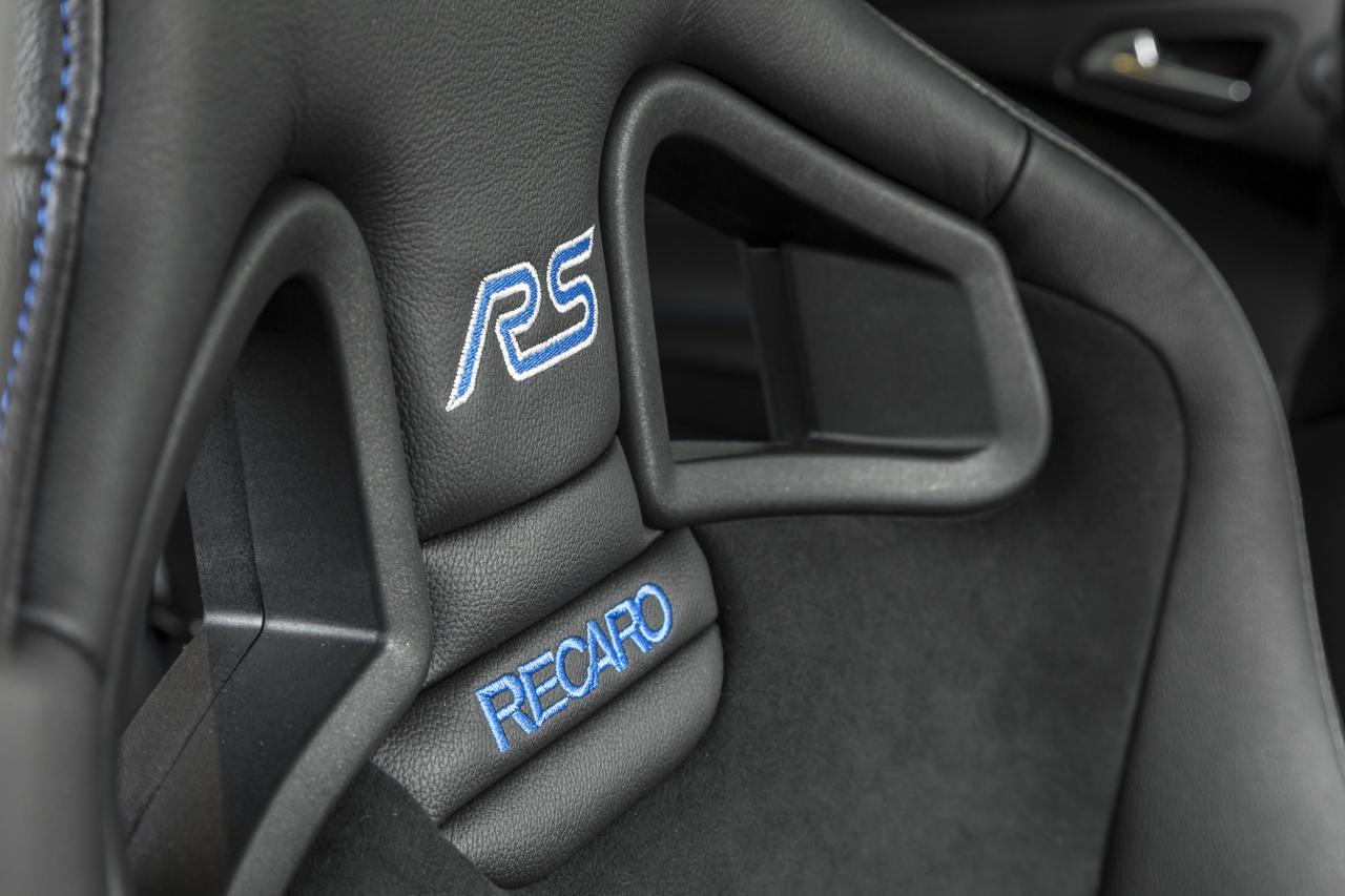 Photo 1 - siege recaro ford focus rs - Les équipementiers allemands ...