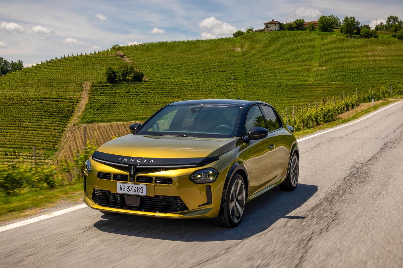 Photo 4 - lancia ypsilon 2024 lx - Stellantis donne le coup d’envoi au retour de Lancia en France