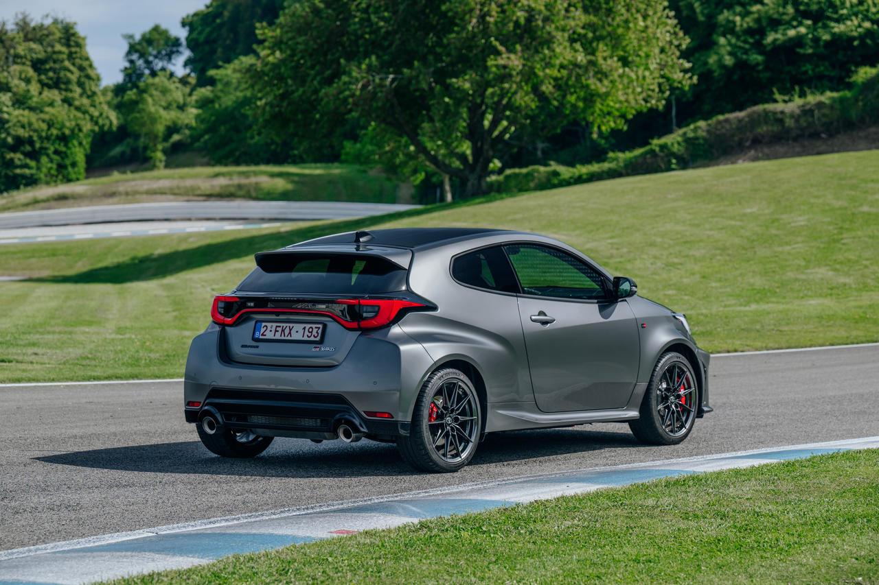 Photo 33 - arriere nouvelle Yaris GR - Essai Toyota GR Yaris (2024). Encore meilleure, beaucoup ...