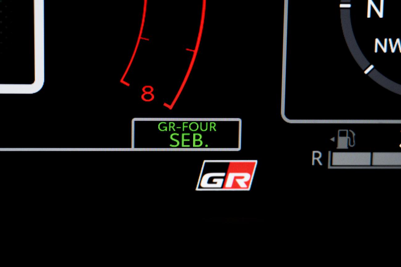 Photo 16 - Yaris GR mode Seb - Essai Toyota GR Yaris Ogier vs Rovanperä ...