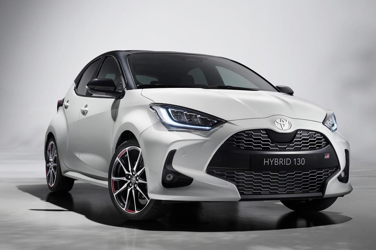 Prix Toyota Yaris (2024). Gamme et équipements revus pour la citadine ...