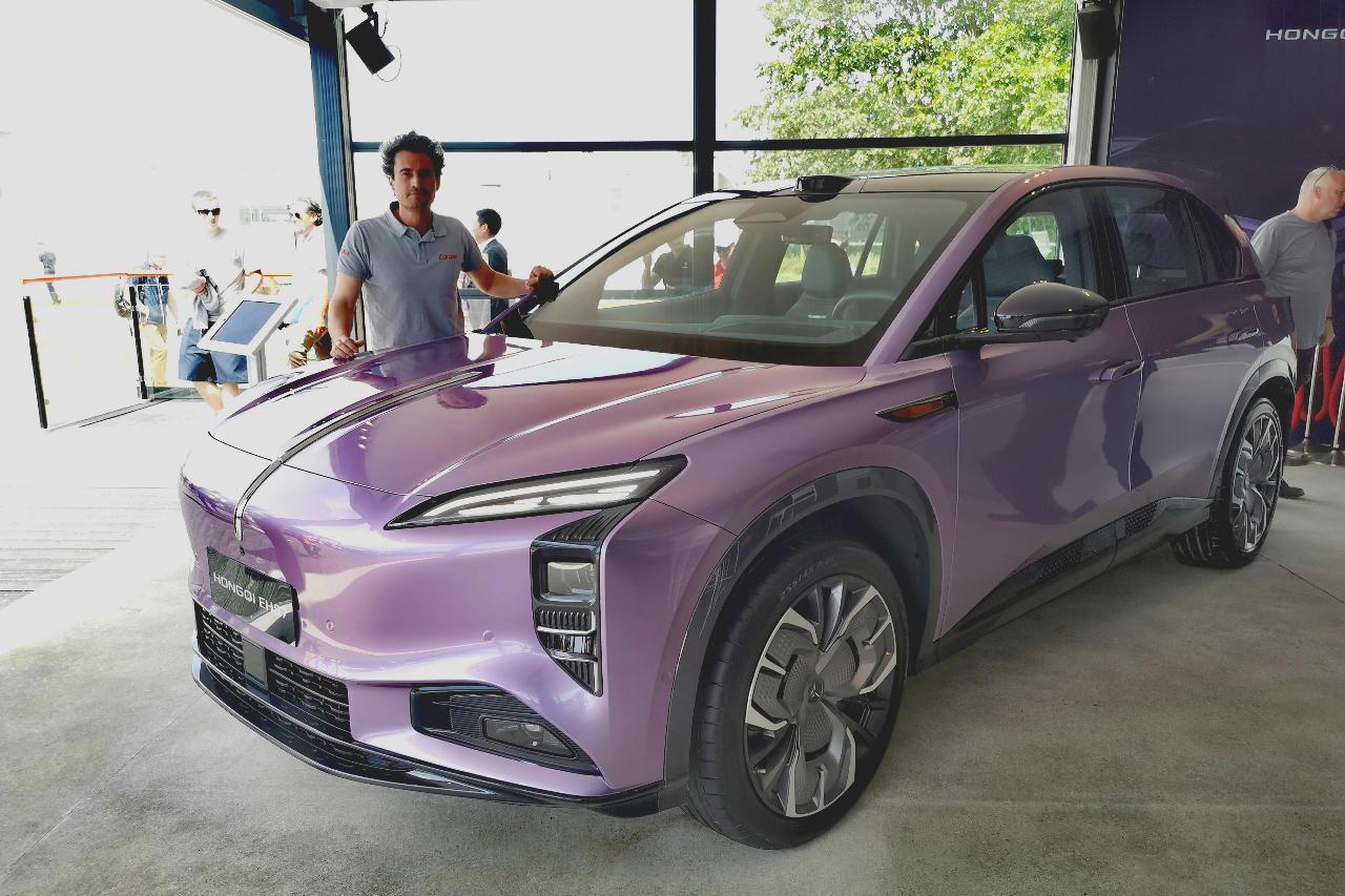 Hongqi. La luxueuse marque chinoise débarque en France avec ses modèles ...