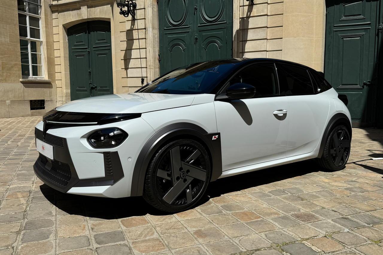 Lancia Ypsilon HF (2025). La citadine sportive électrique aura finalement 280 ch