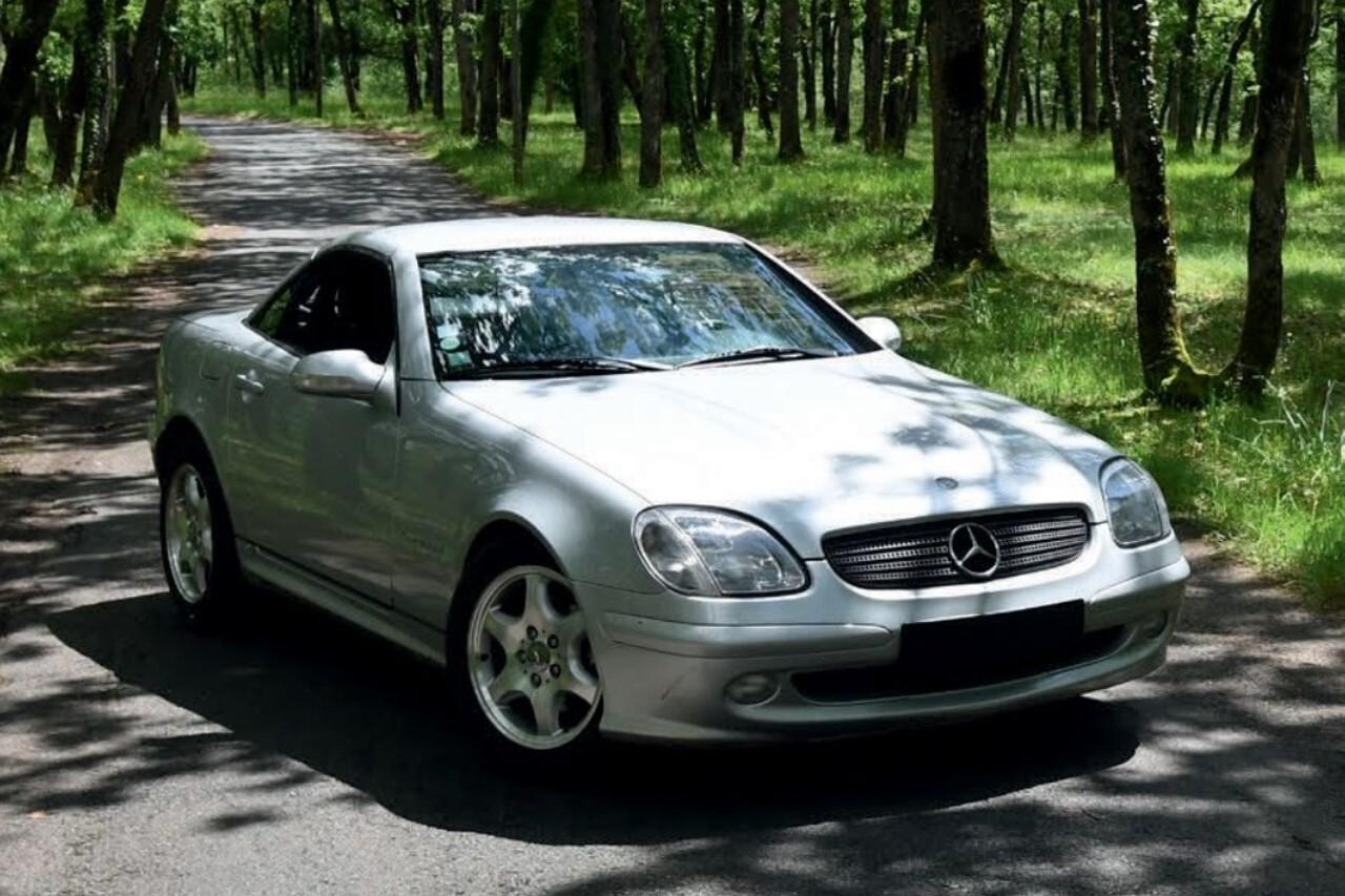 Diaporama et photos - Une Mercedes SLK Kompressor de 2000 avec 2 150 km ...