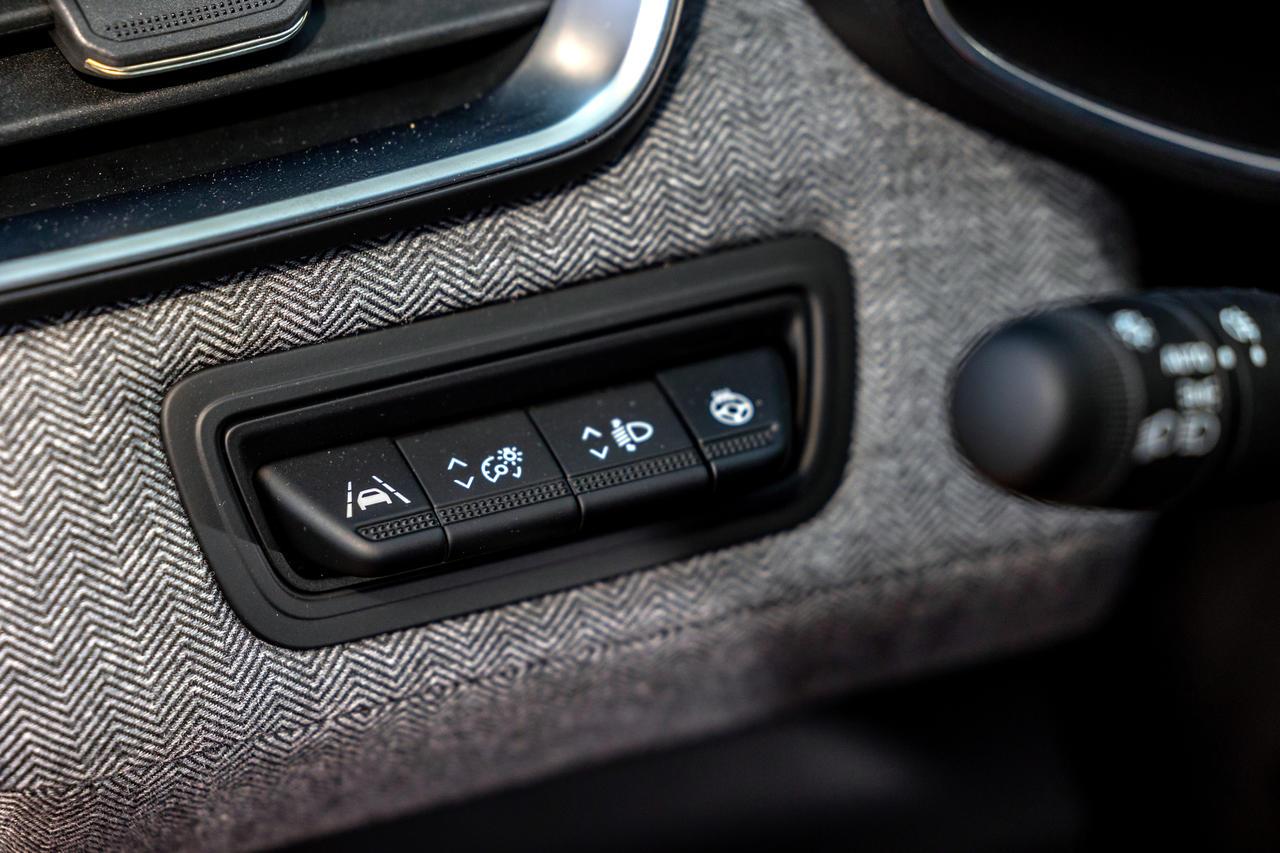 Photo 31 - interieur renault clio techno - Essai MG3 hybride : premier ...