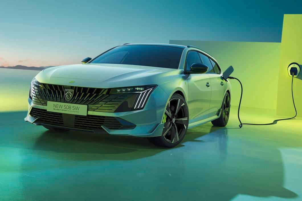 Diaporama et photos - Peugeot 405 T16. Un des premiers exemplaires de la berline sportive à ...