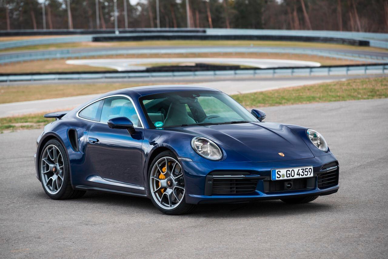 Photo 11 - La Porsche 911 Turbo S type 992 sert de base à l'Unofficial ...