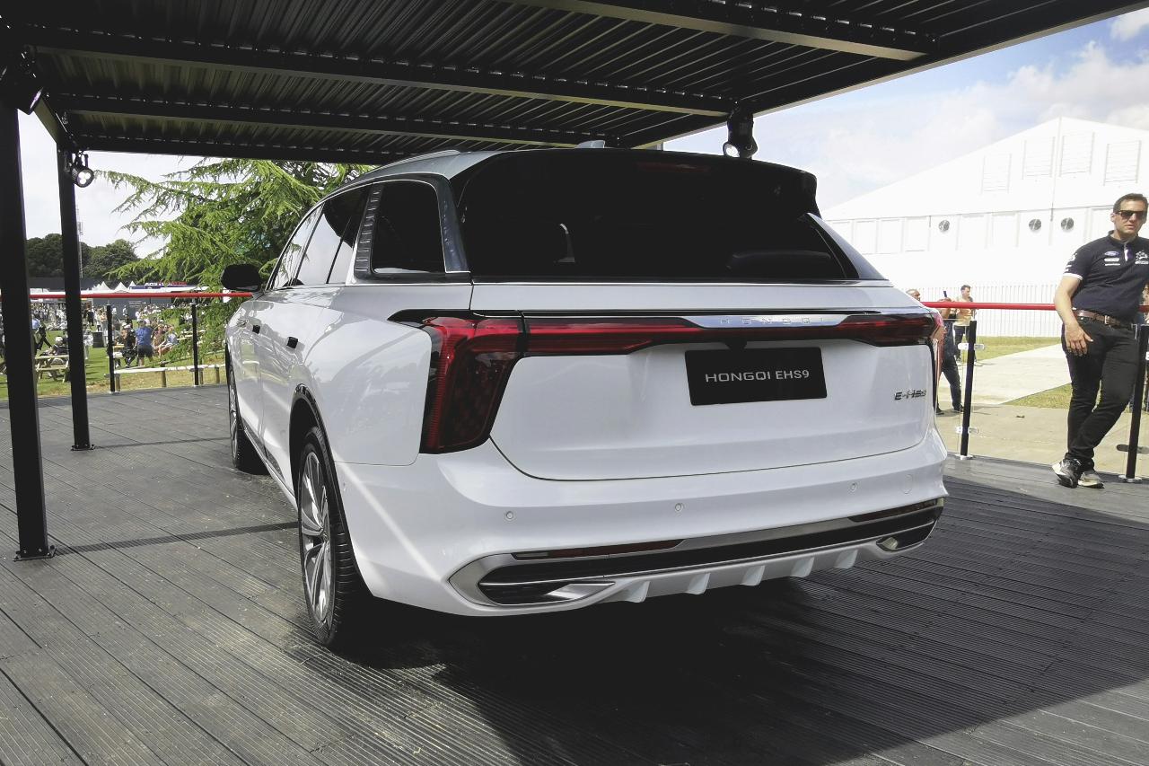 Photo 5 - La poupe est l'élément le plus distinctif du modèle. - Hongqi E-HS9 (2024). Que vaut ...