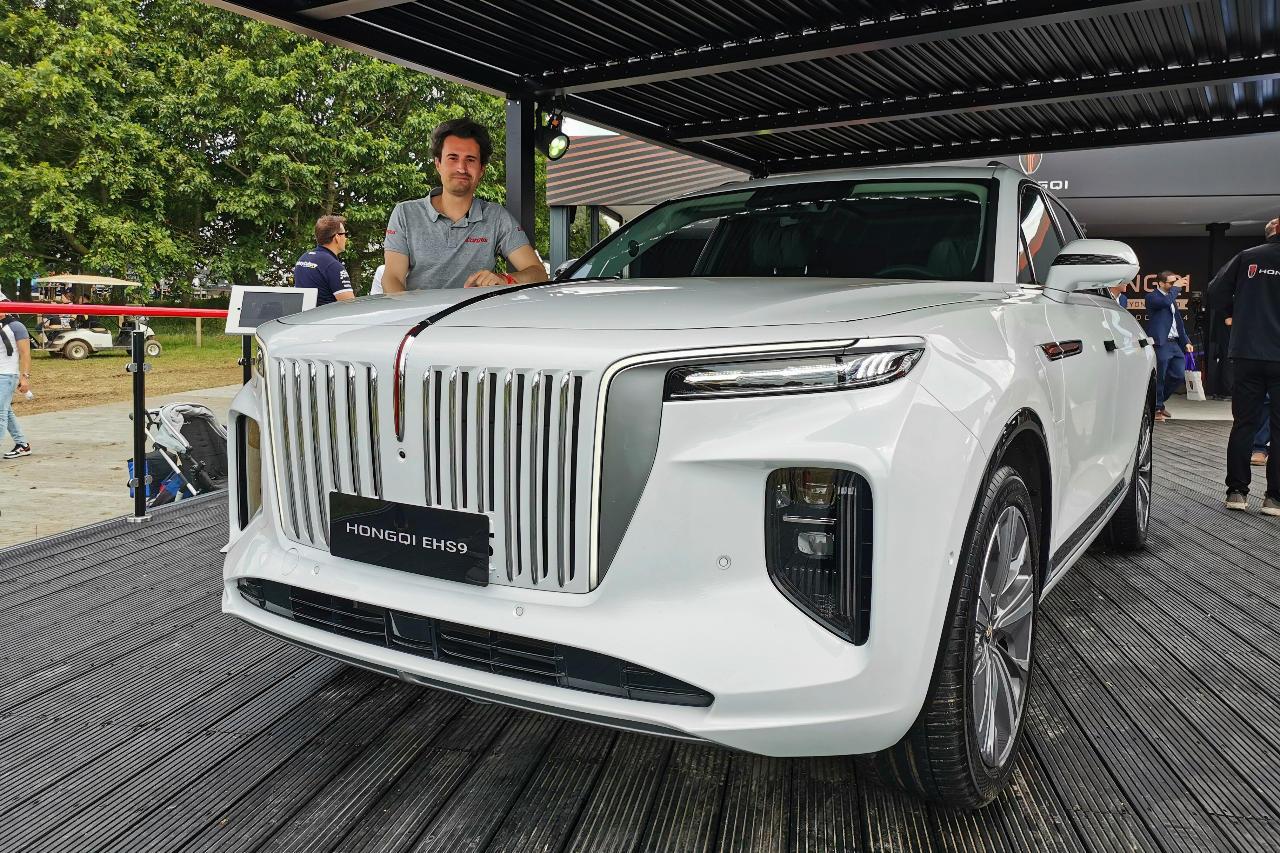Hongqi E-HS9 (2024). Que vaut la Rolls-Royce chinoise qui arrive en ...