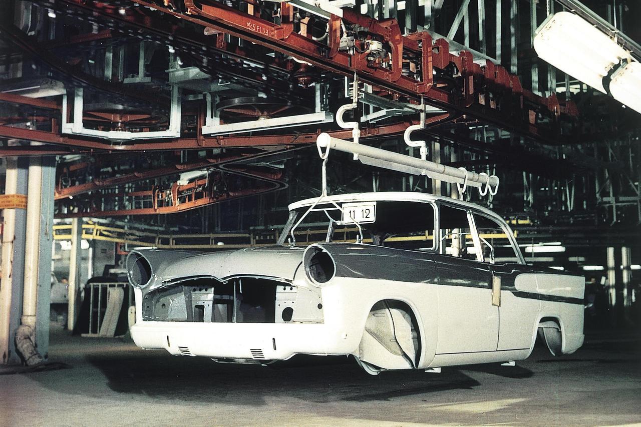 Simca, Peugeot, Citroën, DS… Tous les modèles produits dans l’usine de ...