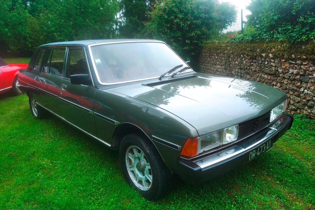 Photo 1 - Cette Peugeot 604 limousine est à vendre. - Peugeot 604 ...