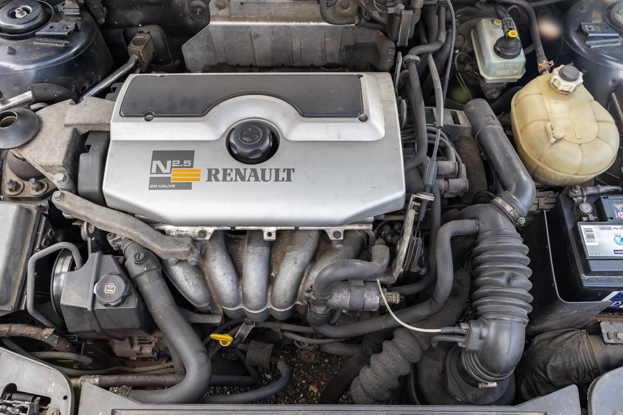 Photo 54 - moteur Renault Safrane 2.5 - Essai rétro Renault Safrane V6 ...