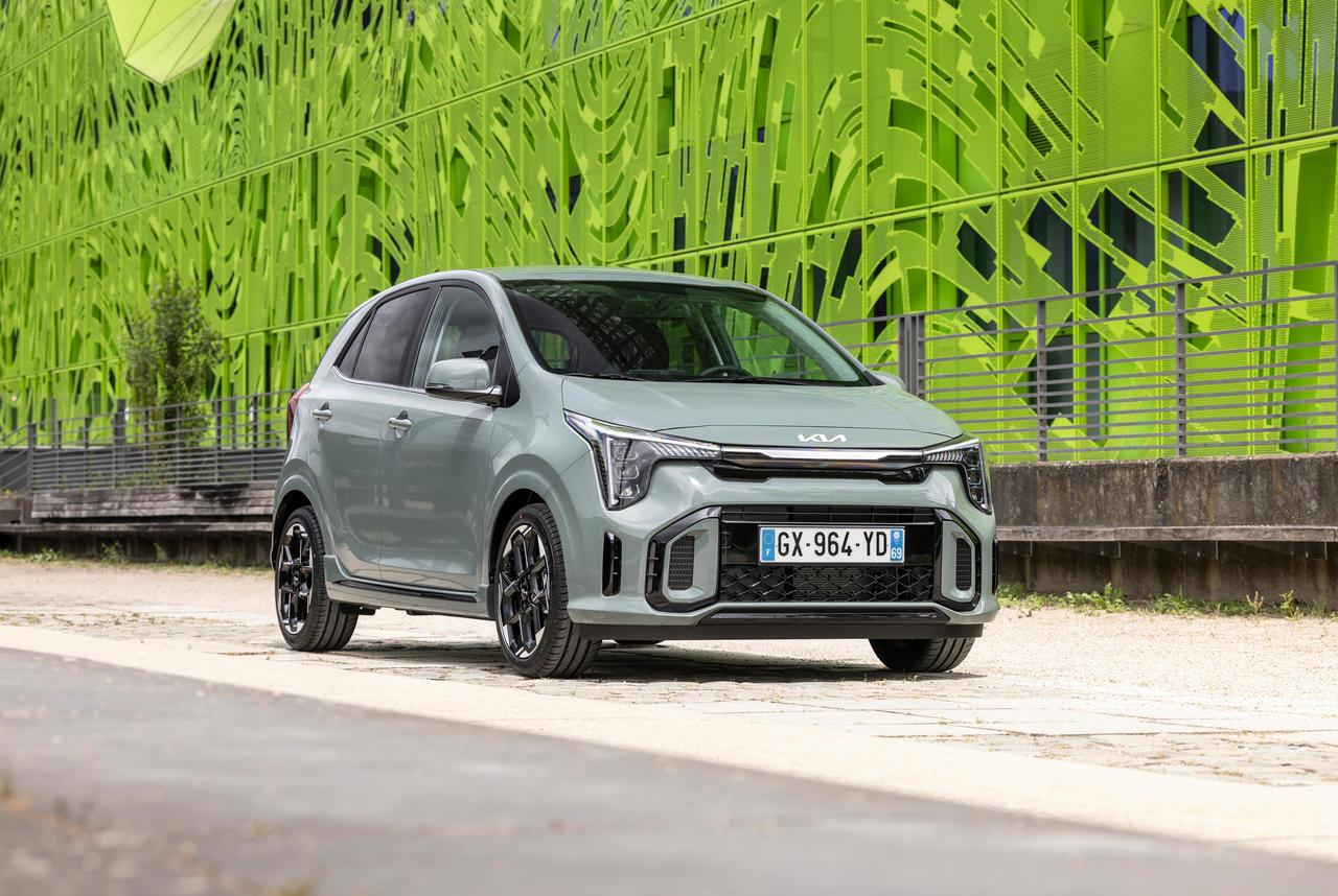 Photo 6 - kia picanto gt-line 2024 tarifs prix vert lichen - Essai Kia ...