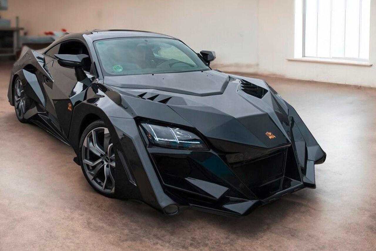 Insolite. Une Audi TT façon Batmobile grâce à un kit signé DragonTT