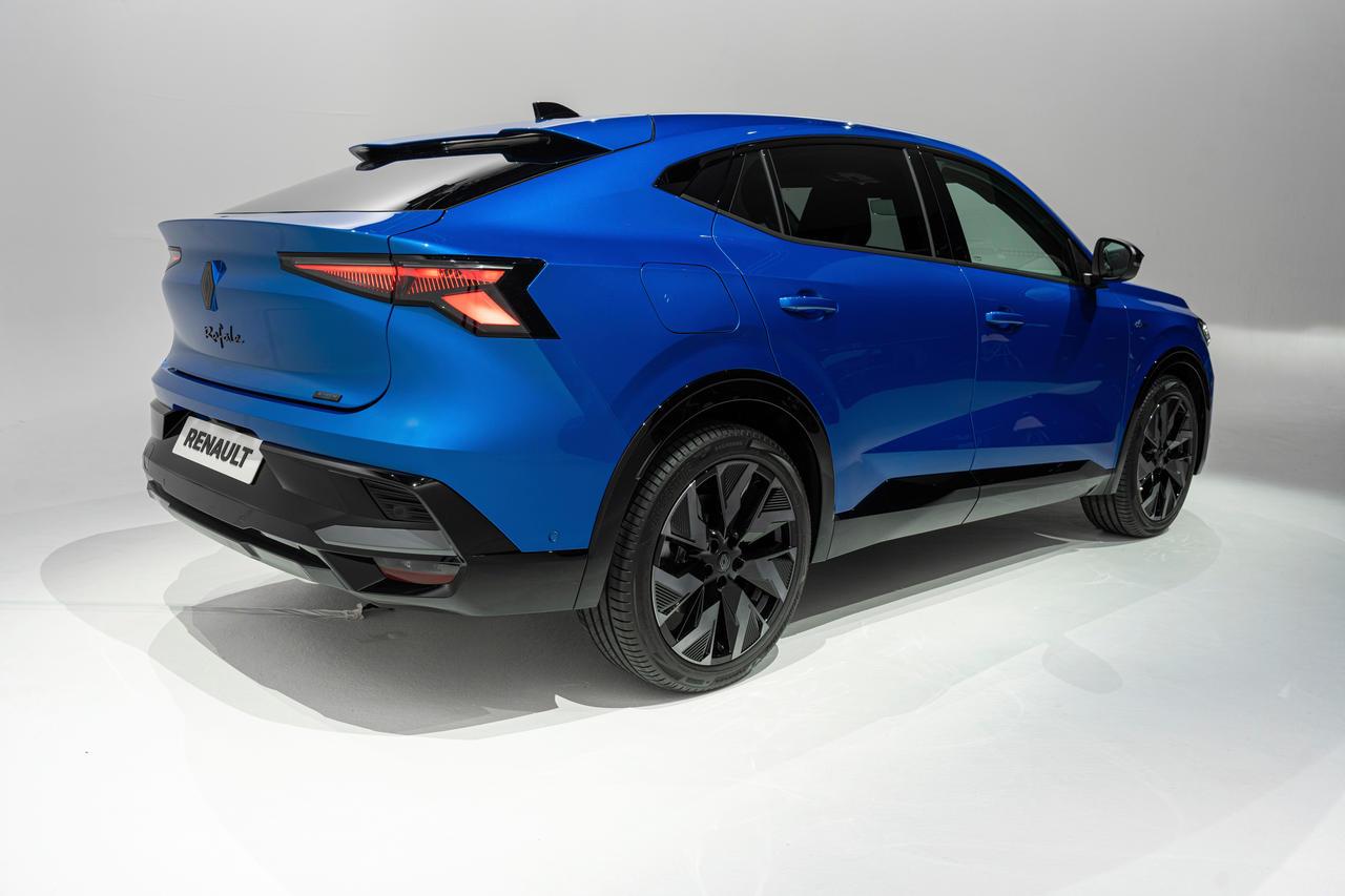 Prix Renault Rafale (2024). Tarifs et équipements du SUV coupé hybride ...