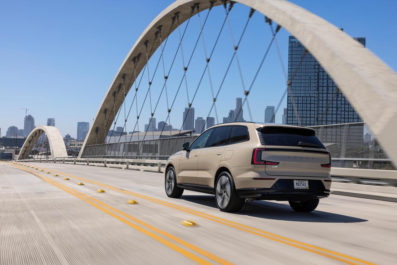 Essai Volvo EX90 (2024). Notre avis sur le luxueux SUV électrique