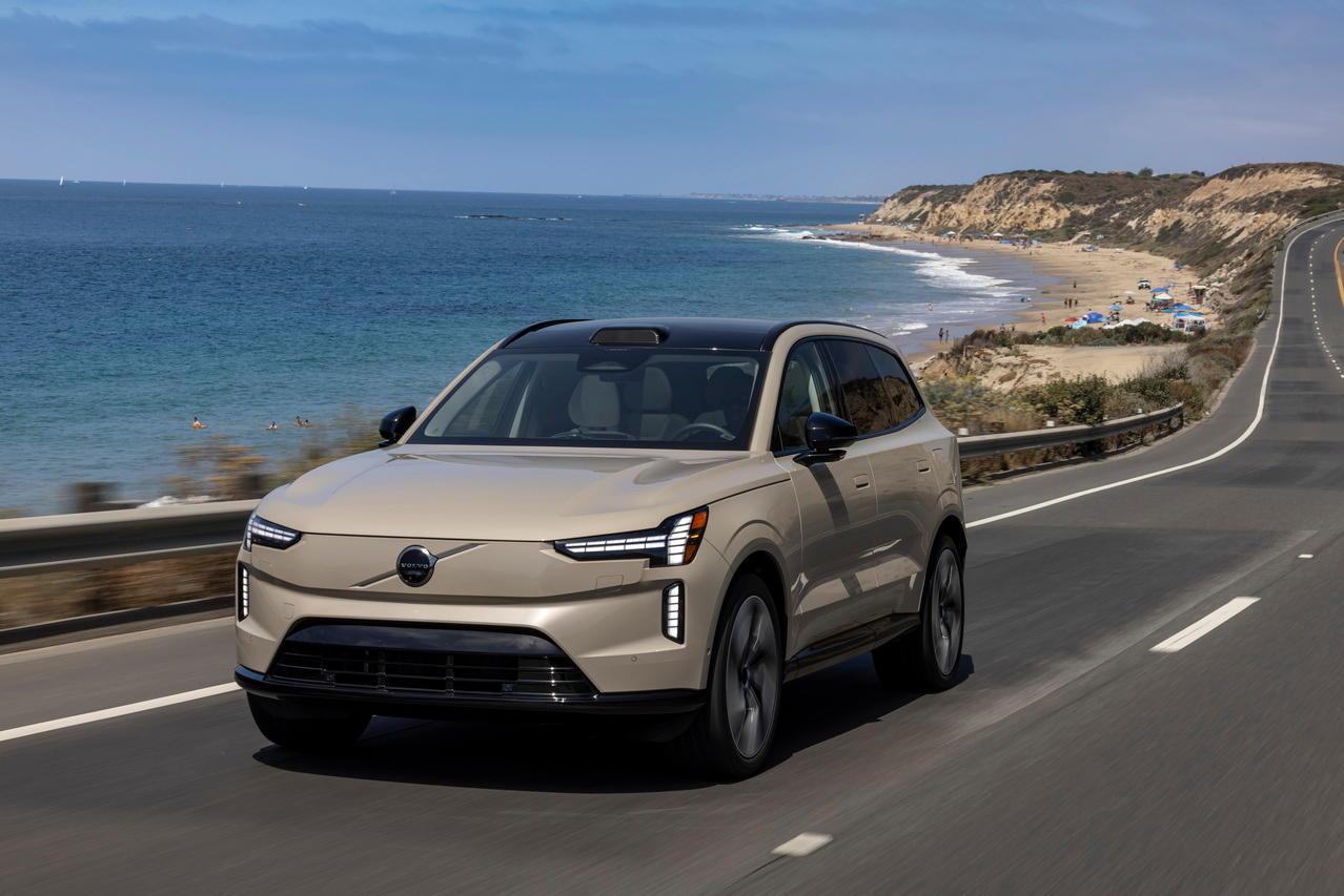 Essai Volvo EX90 (2024). Notre avis sur le luxueux SUV électrique