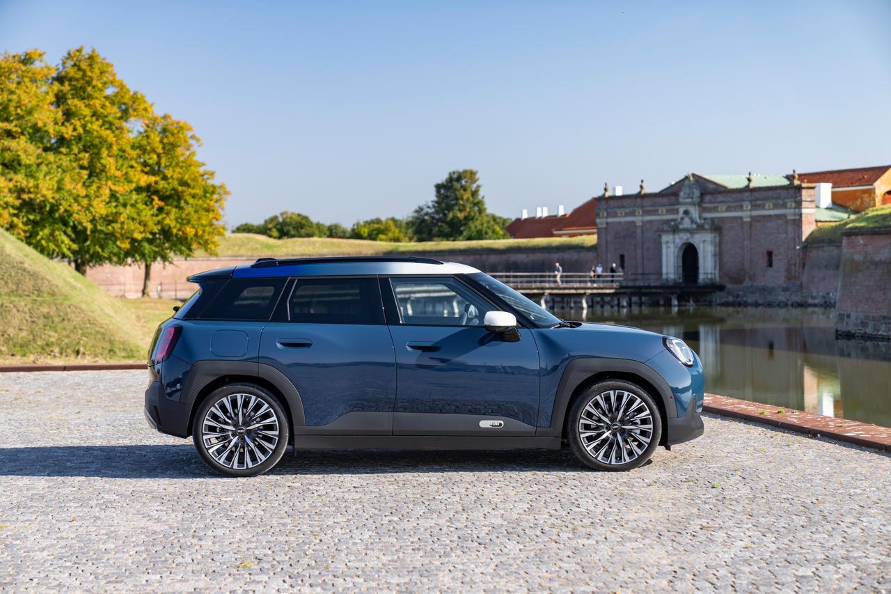 Essai Mini Aceman (2024) : faux SUV, vraie Mini