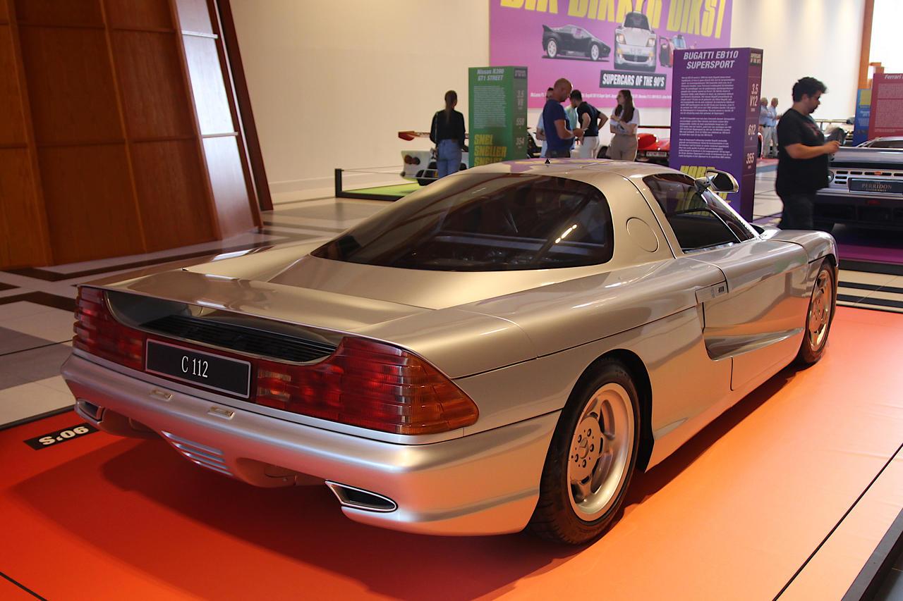 Photo 19 - Cette Mercedes C112 reprend le V12 de 408 ch des Classe S ou ...