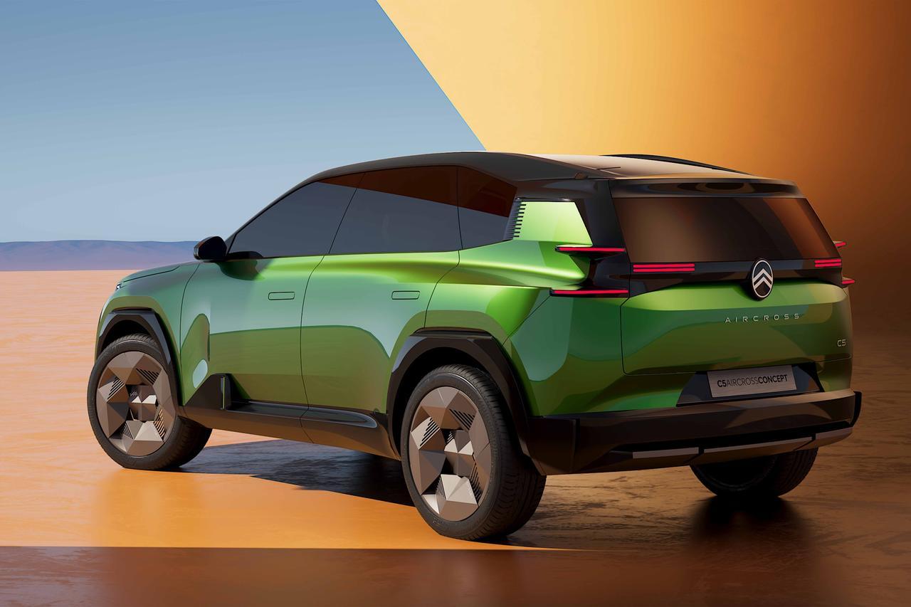 Citroën C5 Aircross (2025). Premières images et infos sur le concept de ...