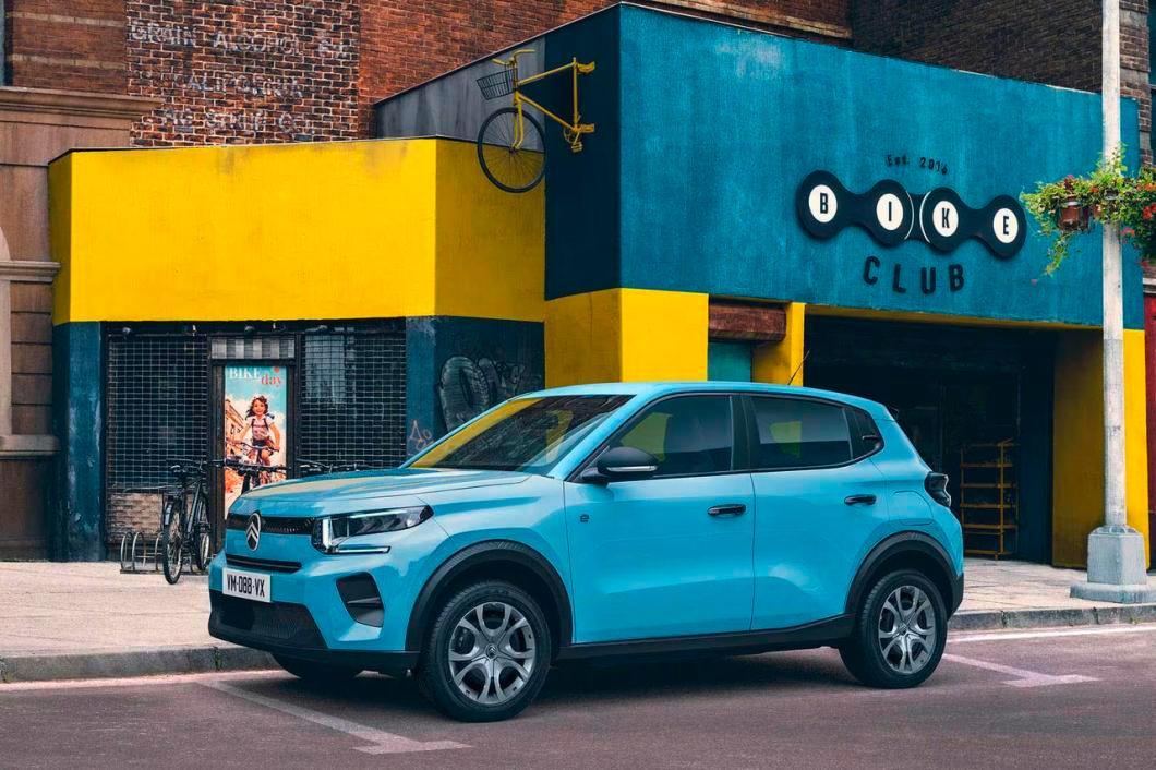 Prix, équipements, autonomie... La nouvelle Renault 5 face à ses rivales